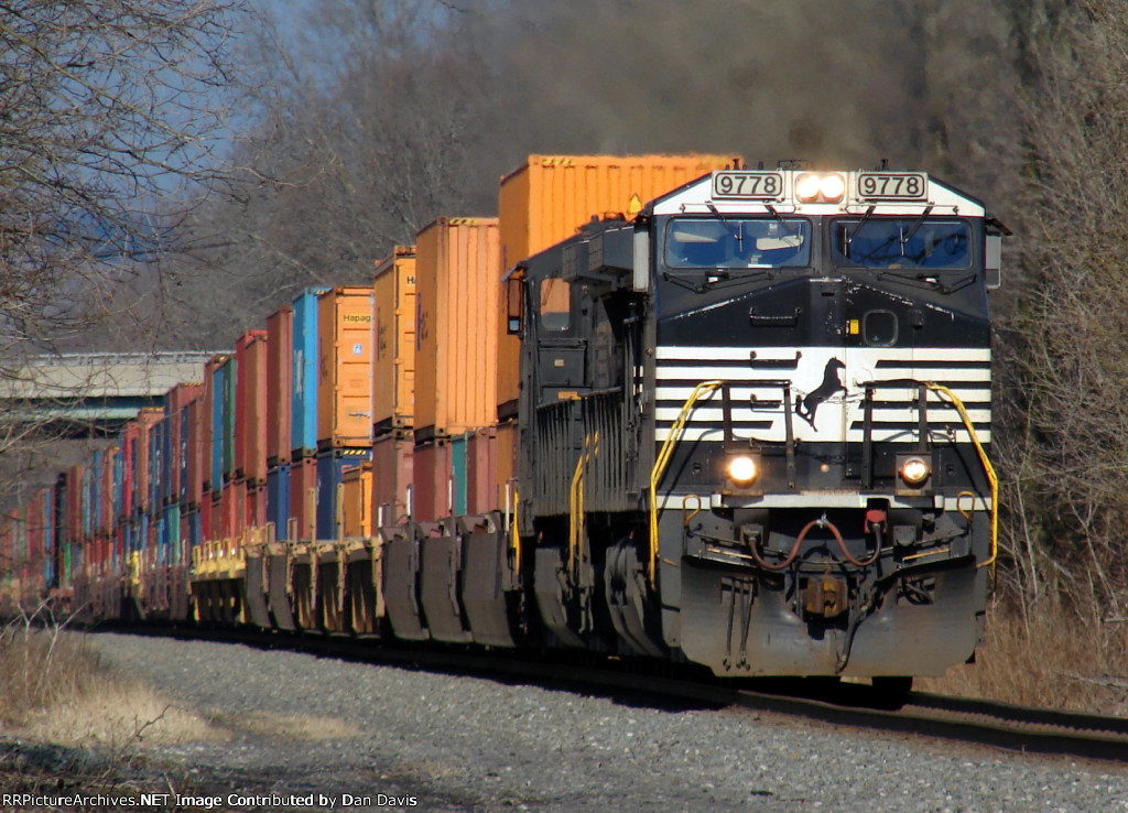NS C44-9W 9778 leads 22V